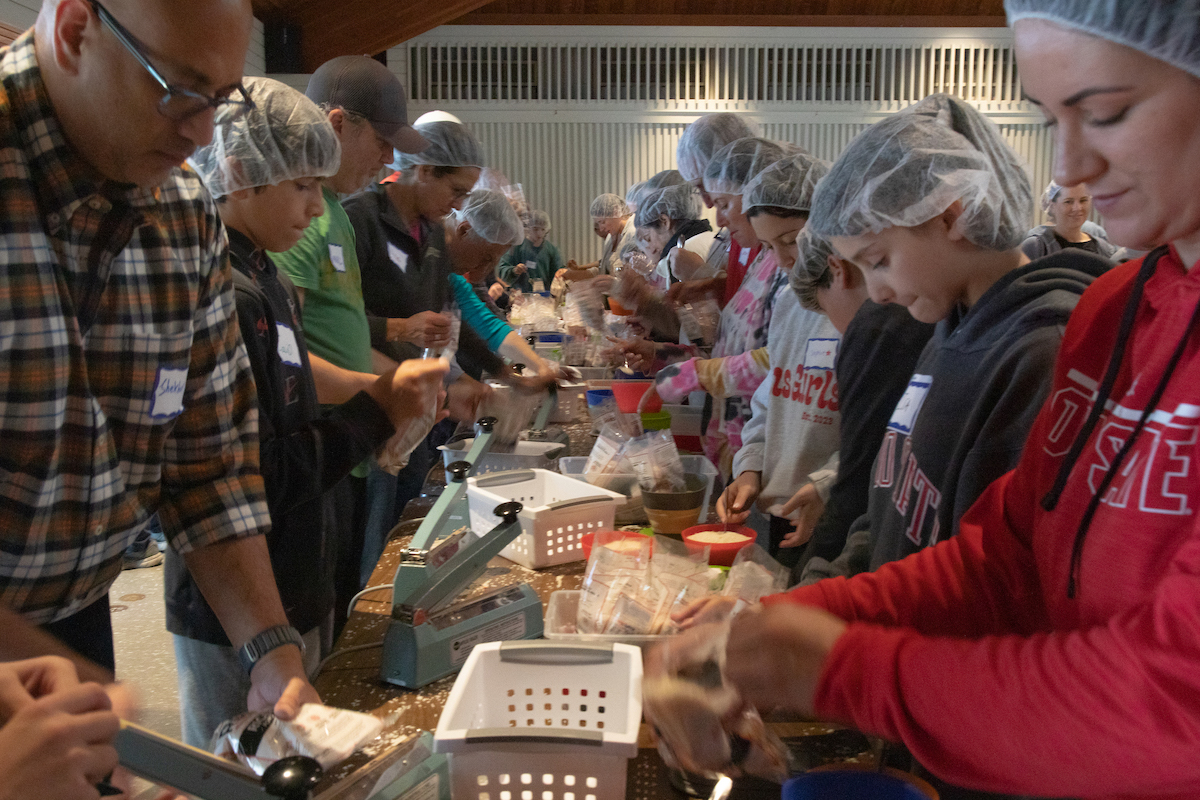 Rise Against Hunger Meals-packaging Event - Good Morning Wilton